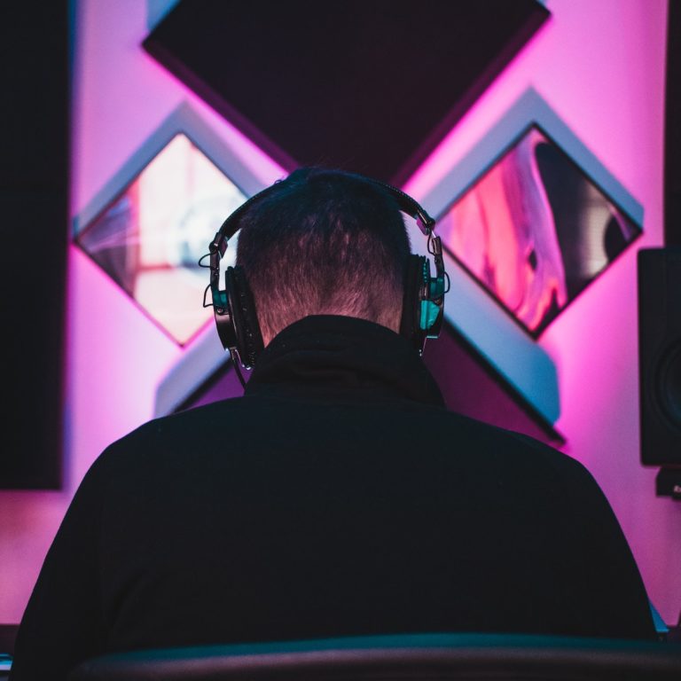 12 Best Free Online Mastering Services | Two Story Melody